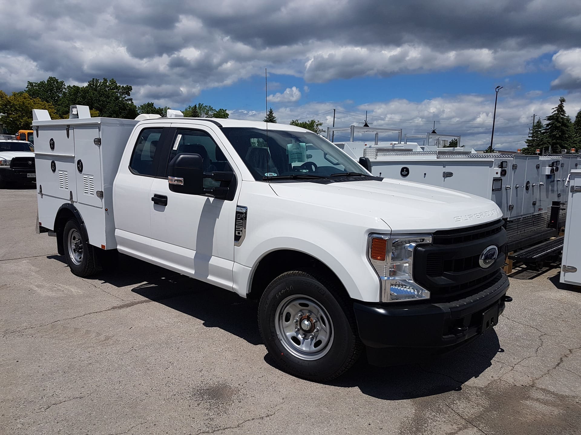 Do animal control trucks need special ventilation or air conditioning